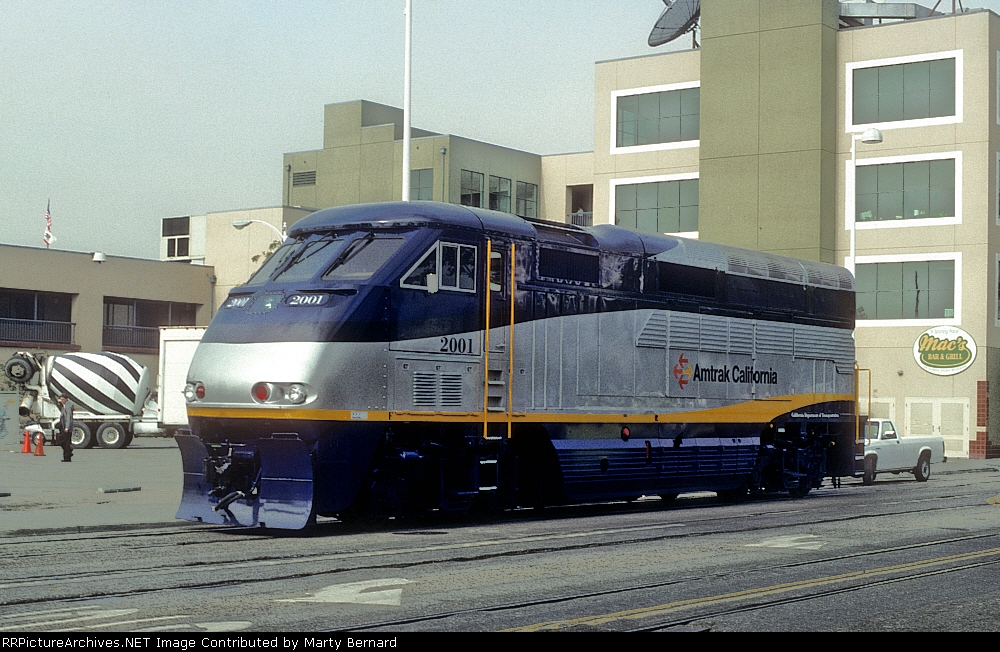 CDTX 2001 Brand New and On Display In Jack London Square